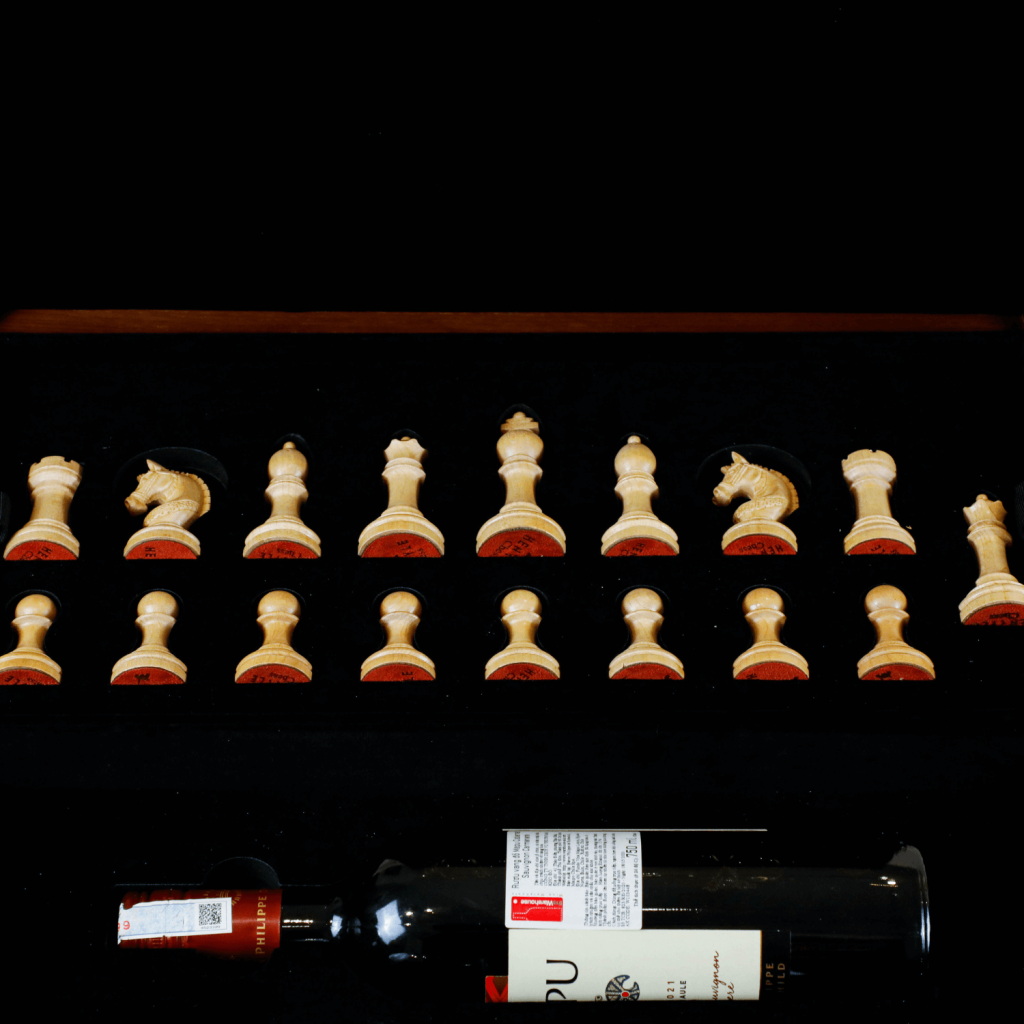 Bộ Quà Tặng Cờ Vua Cao Cấp Henry Le Chess - Quà Tặng Trí Tuệ Xứng Tầm ...