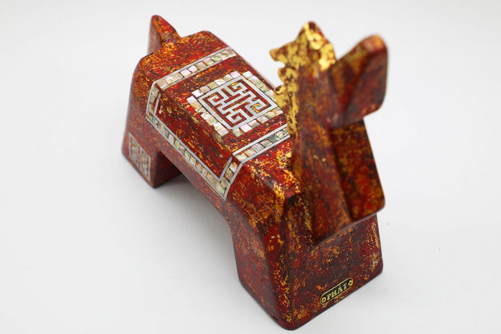 Ban Mã II - Quà Tặng Quý
